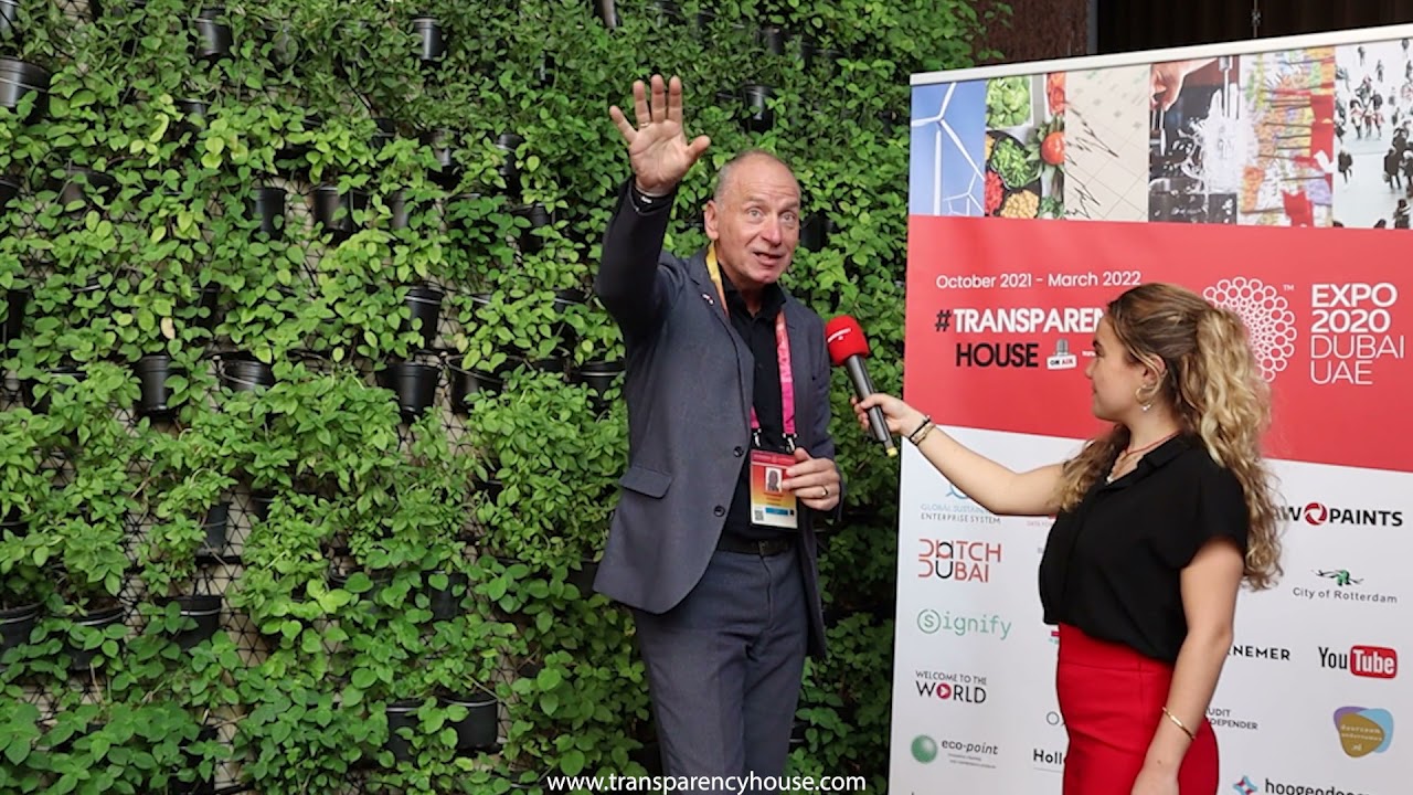 Peter van der Linde from Holland Water & Oriane Wiser at Transparency ...